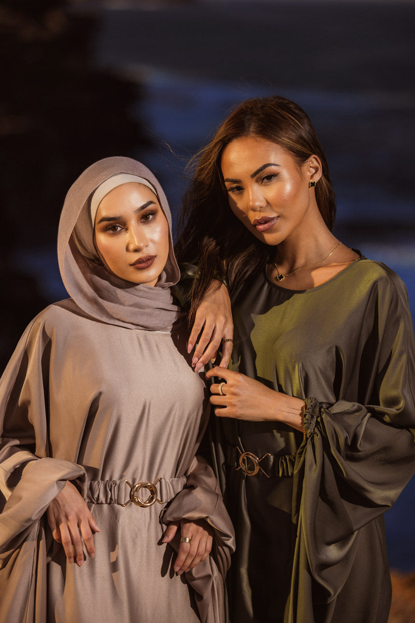 Sahara Edit: Earthy Tones & Modest Dresses | Modelle