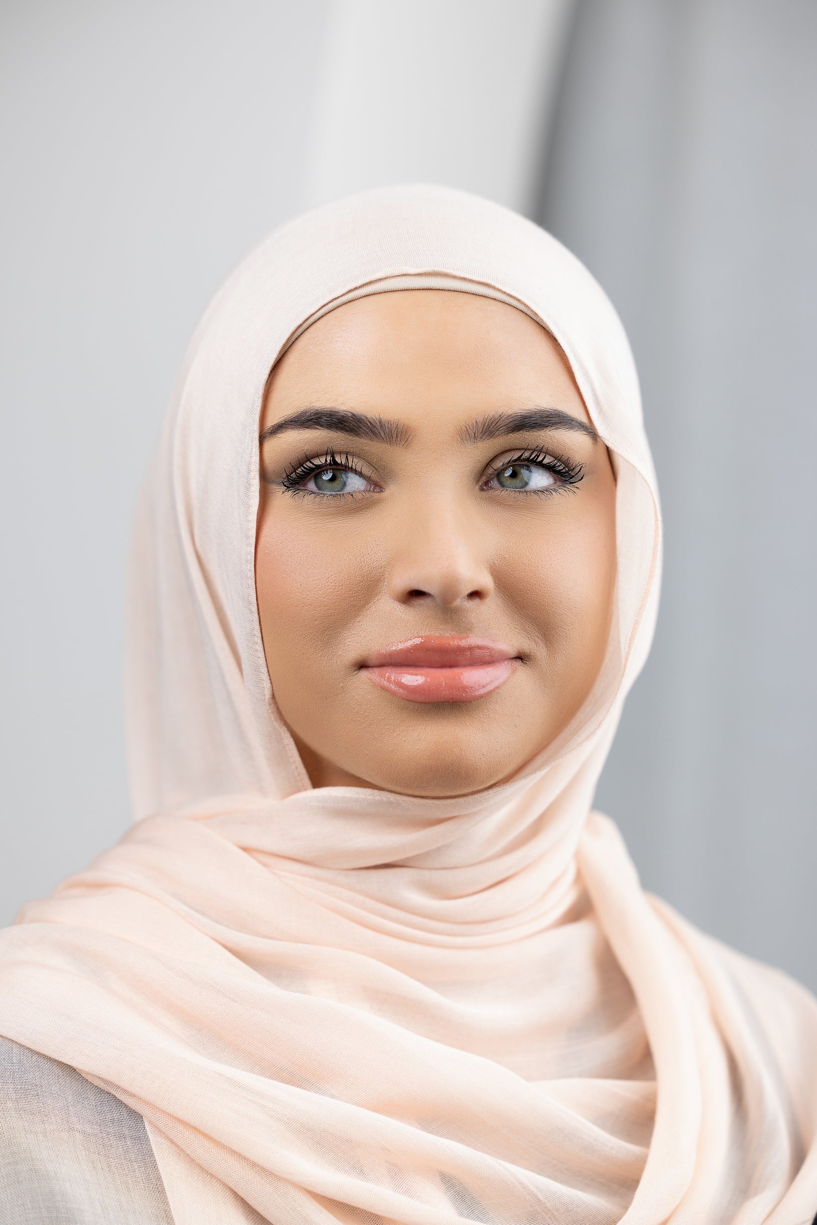 Deluxe Modal Shawl - Shades of Nude - Scarves for Women - Modelle