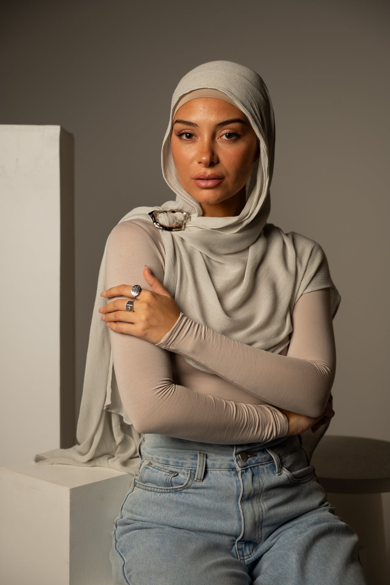 Shop Trendy Hijabs & Scarves: Modest Headwear for Every Style | Modelle