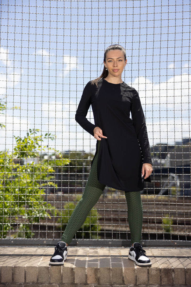 Women’s Tops - Move Dri Fit Split Top | Modelle