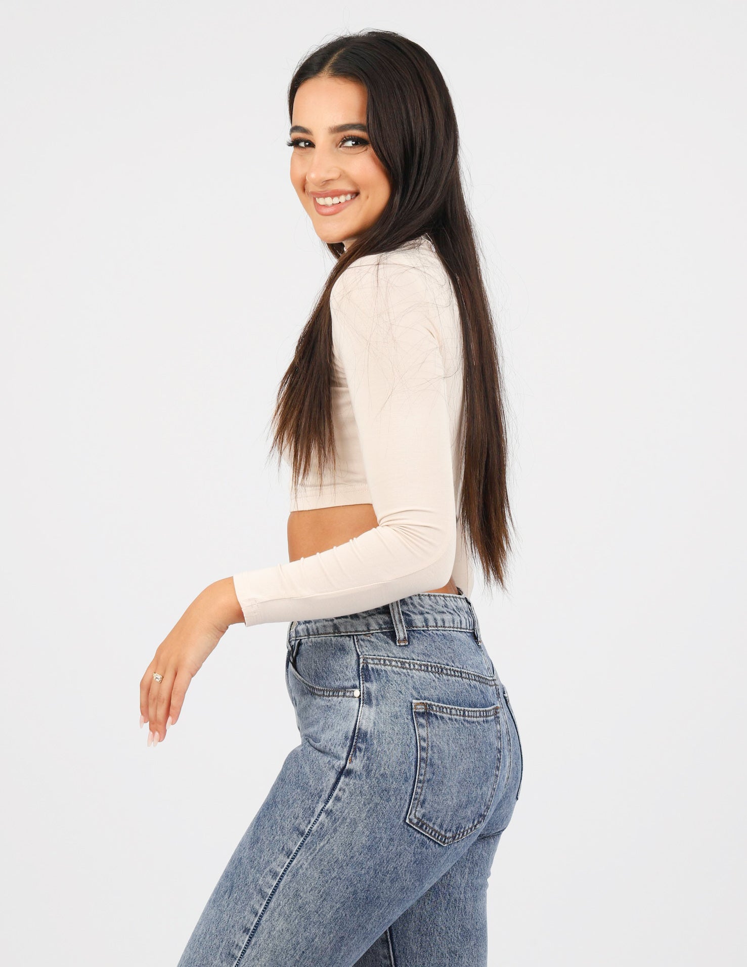 Women Tops Online - High Neck Crop Body Top | Modelle